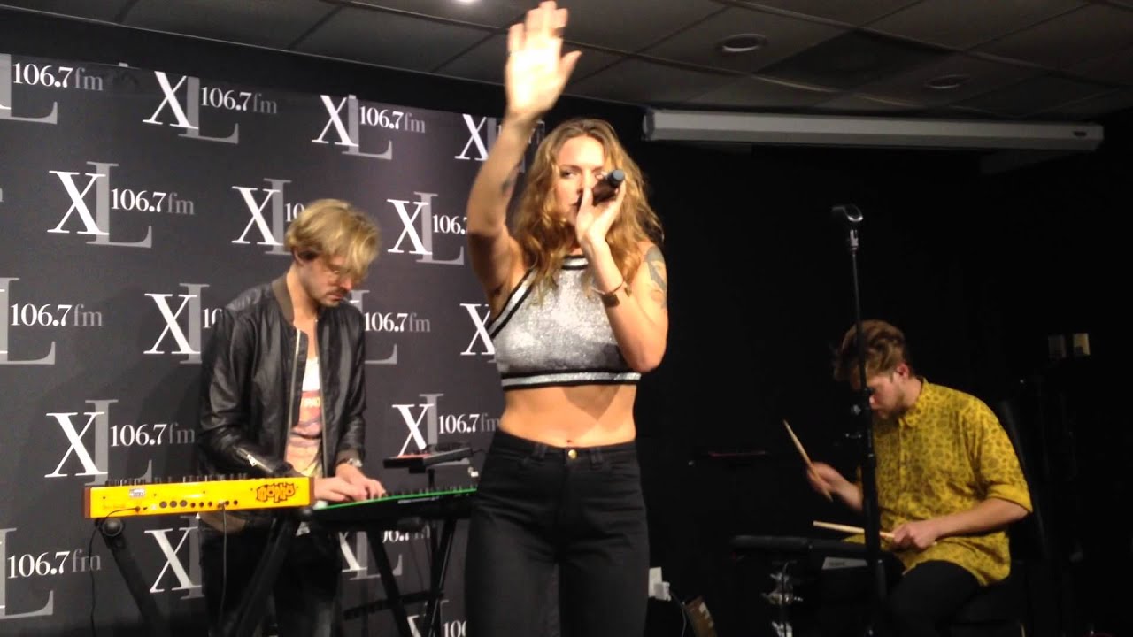 Tove Lo - Talking Body - YouTube