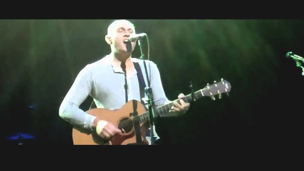 Michael Wainwright -Heart Shaped Man (Live) - YouTube