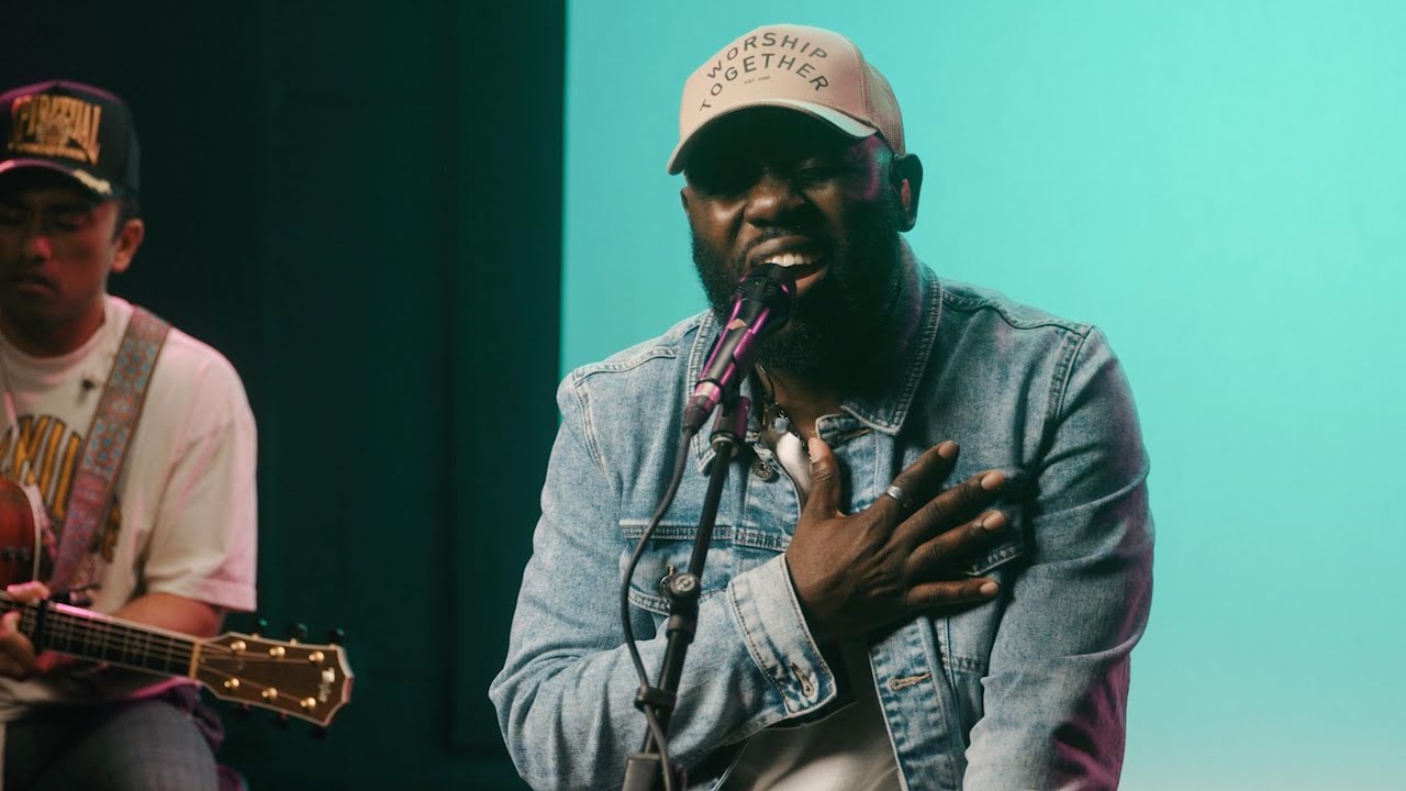 The King Is On The Way // Jonathan Traylor // Worship Together Session ...