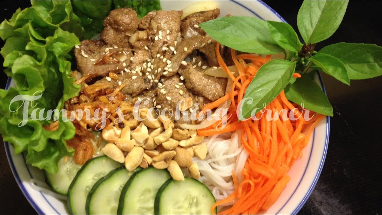 Vietnamese Beef Noodle Salad - Bun Bo Xao Xa (Bún Bò Xào) - YouTube