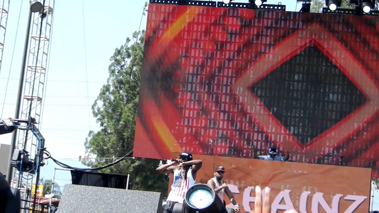 2 Chainz - Mercy performance @ Rock The Bells 2012 1080P - YouTube