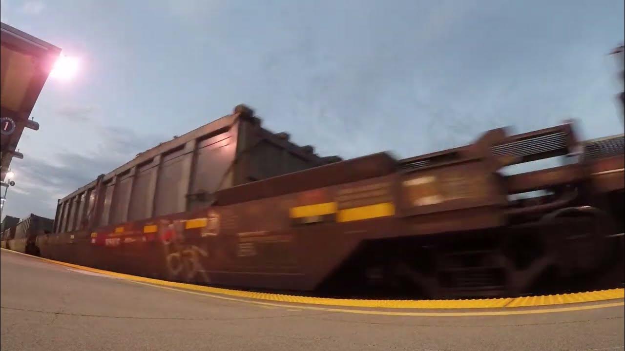 BNSF 6972 Southbound Garbage Train In Tukwila, Washington (08-19-2022 or August 19, 2022) - YouTube