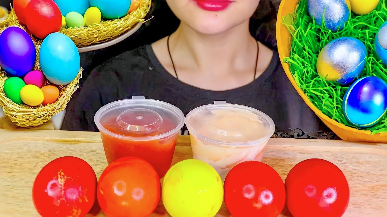 ASMR EASTER EGGS MUKBANG EATING SOUNDS - YouTube