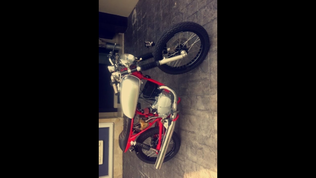 Suzuki GP100 Cafe Racer - First Start - YouTube