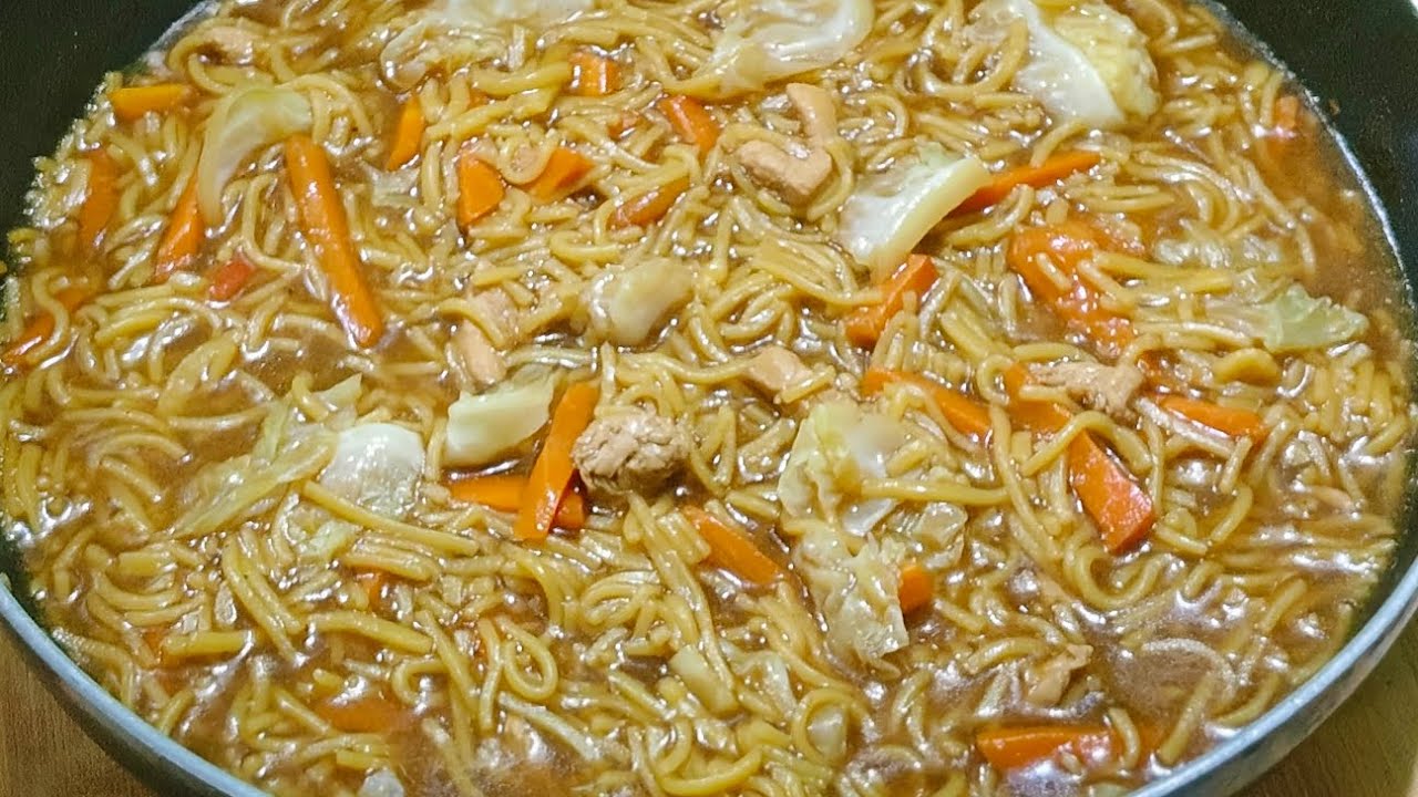 NAGLUTO AKO NG PANCIT BATO w/ CHICKEN - YouTube