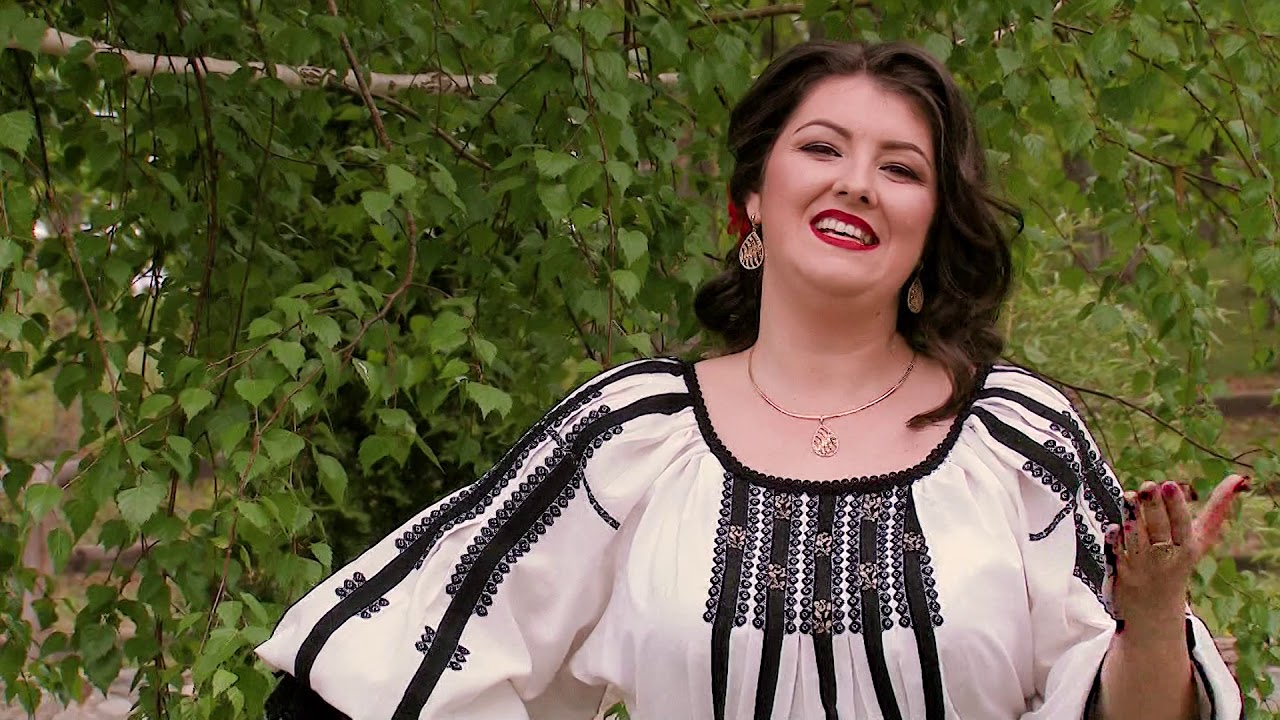 Raluca Sandu - Badea-i la inima mea - YouTube