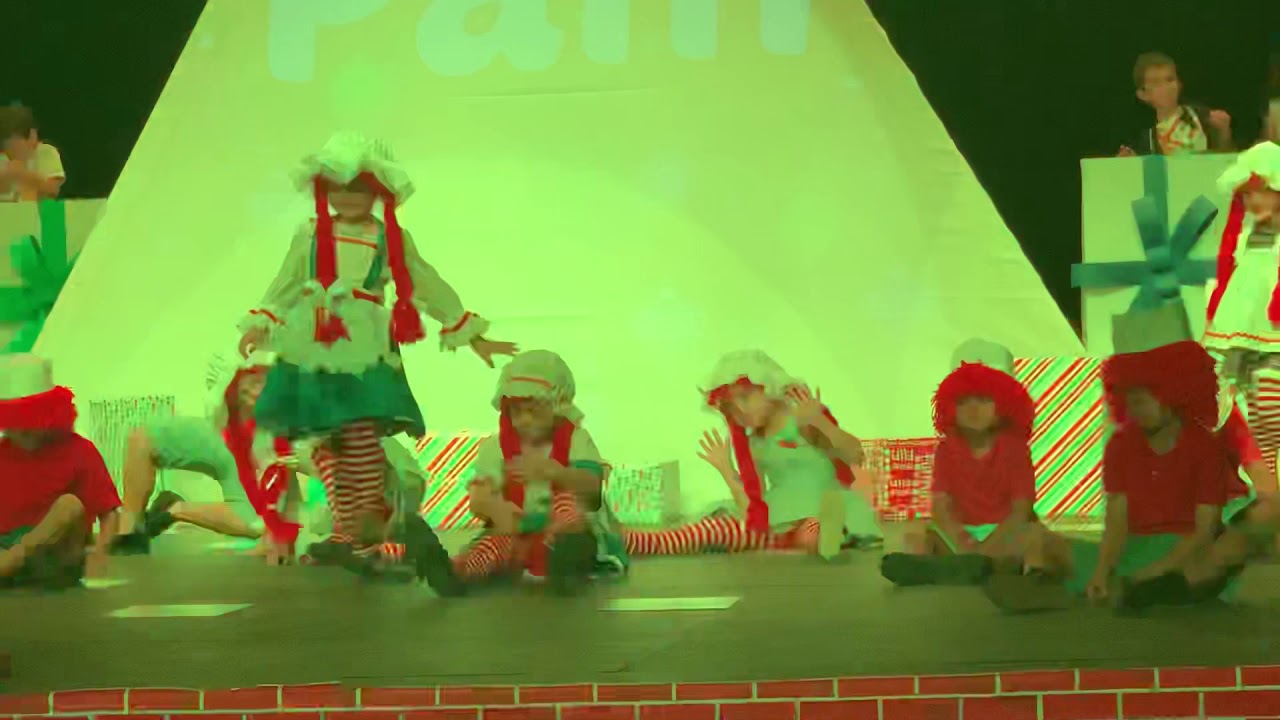 Vivi holiday show 2019 - YouTube
