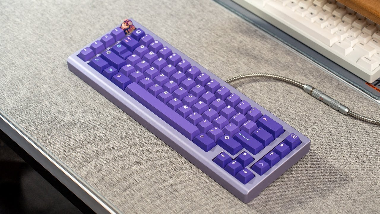 Build & Typing: saevus cor65XT - YouTube