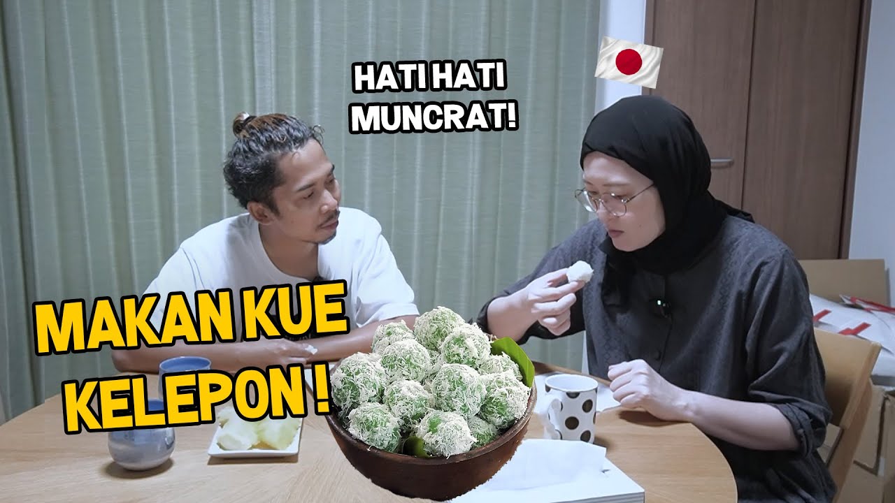 REAKSI ISTRI JEPANG PERTAMA KALI MAKAN KLEPON! AUTO MUNCRAT ! - YouTube