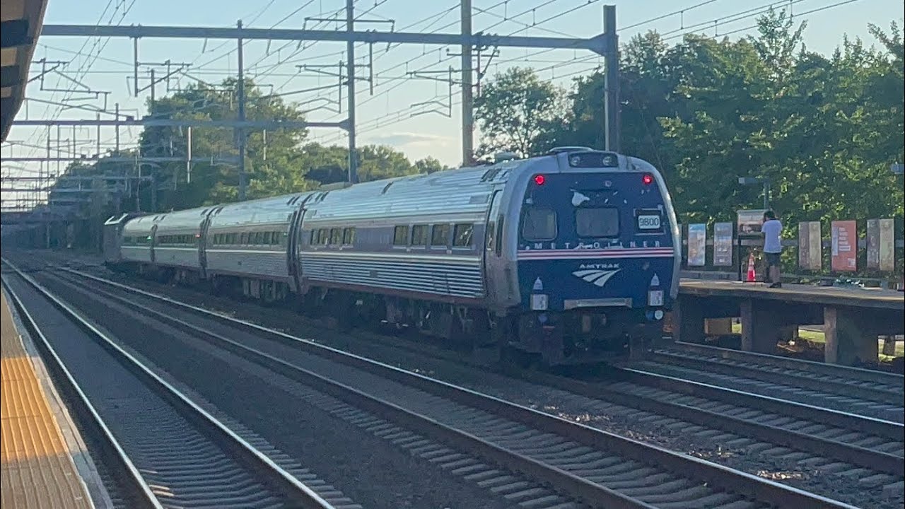 Amtrak Charter Train passes Princeton Junction with Metroliner 9800 ...