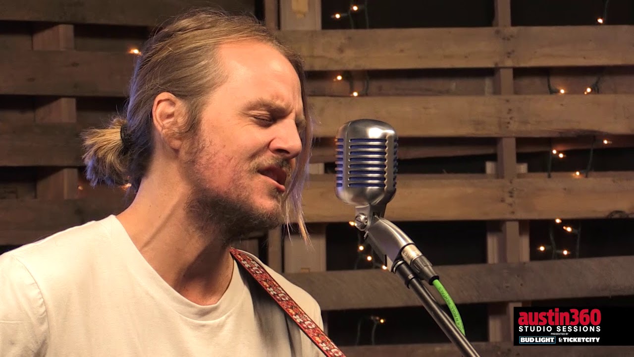 Charlie Mars - Beach Town (Live on Austin360 Studio Sessions) - YouTube ...