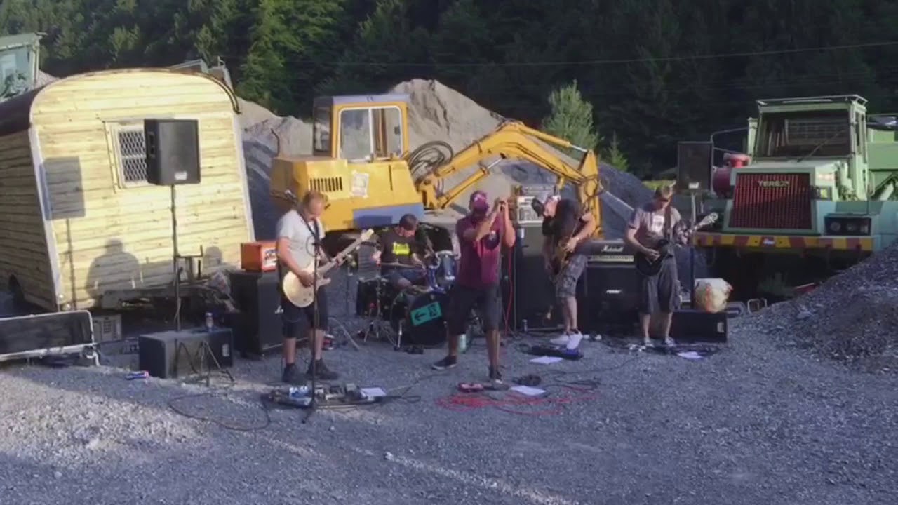 Sobchak & Pyuss - YouTube