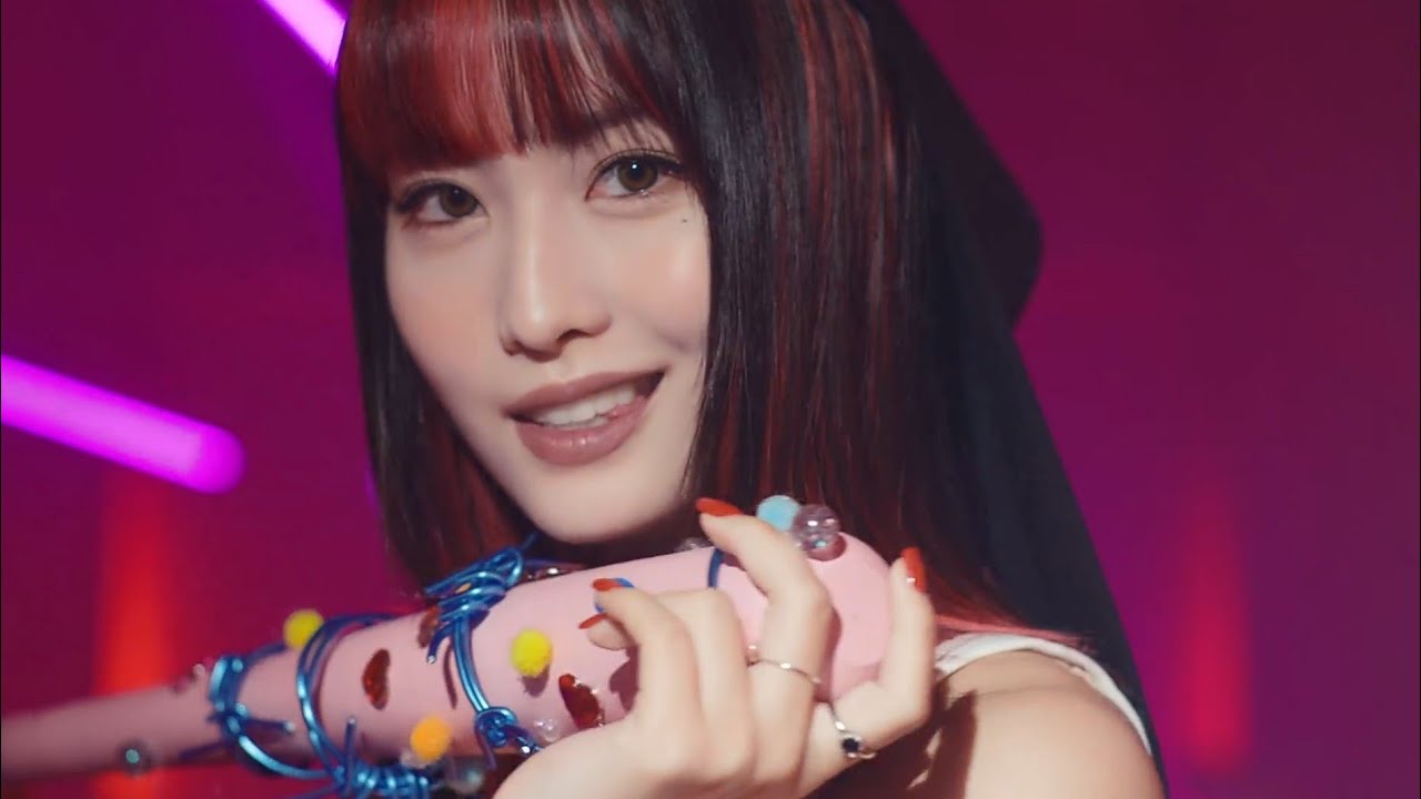 TWICE SCIENTIST Only Momo screen - YouTube