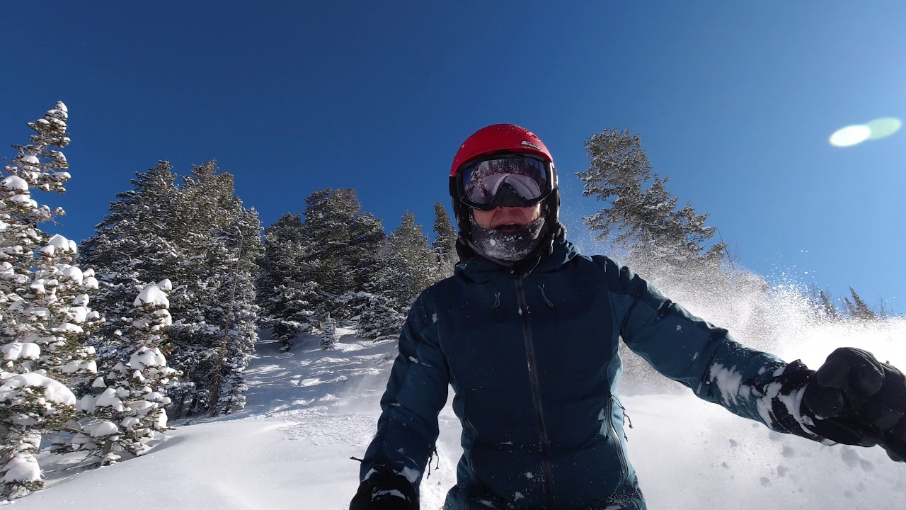 Powder skiing snowbird - YouTube