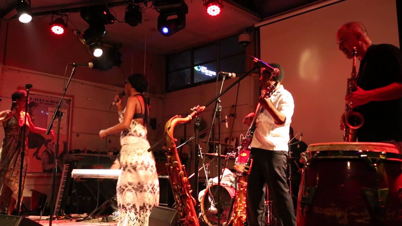 lisa pittman performs cover Aretha Franklin Rock Steady-eyal "soul man ...