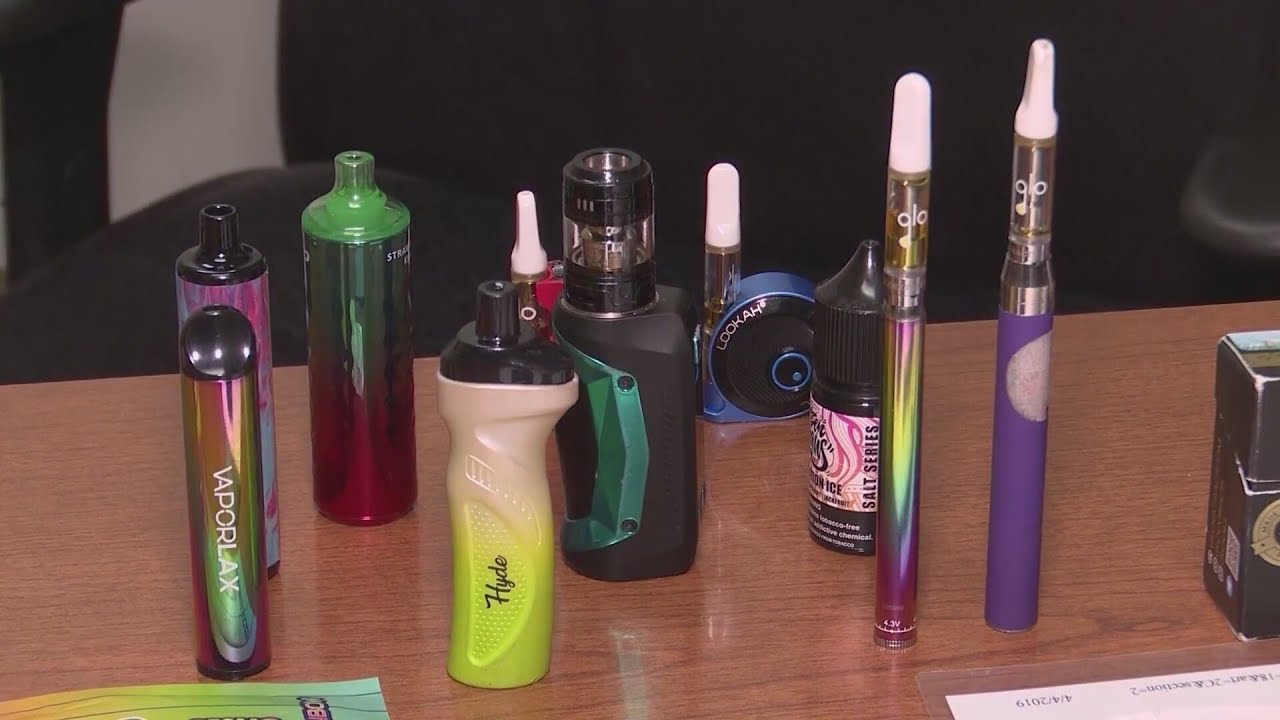 Vape face: a new side effect of vaping - YouTube