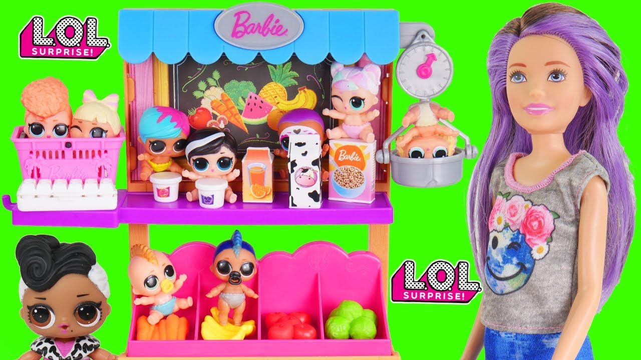 Barbie Visits LOL Surprise Grocery Store and Mix Wrong Bunk Beds Toy ...