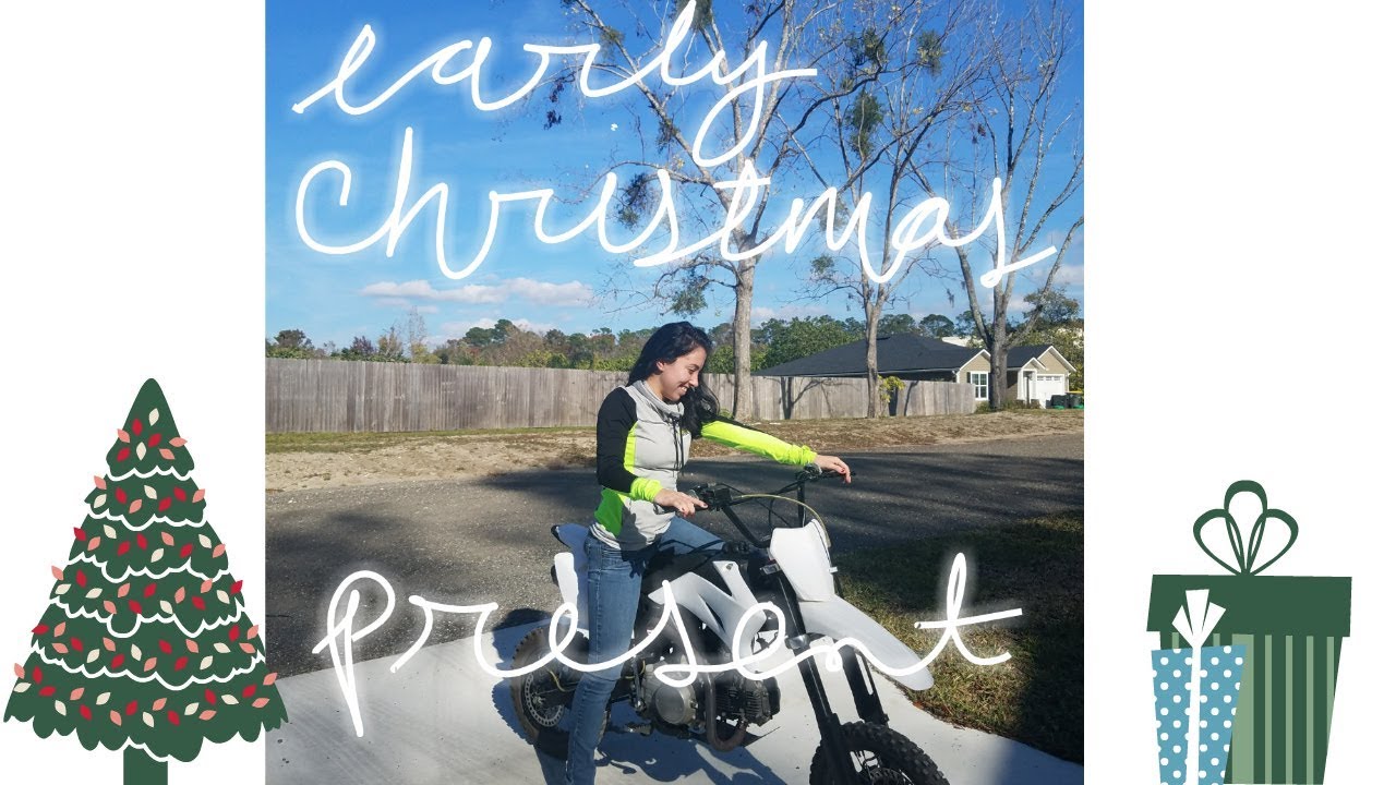 WIFE FIGURES OUT BIG CHRISTMAS PRESENT | Emily McConnell - YouTube