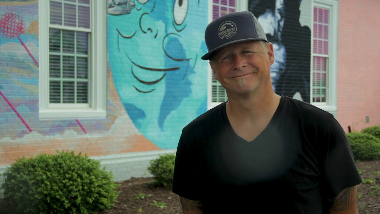 ViBe Mural Festival featuring Ed Trask - YouTube