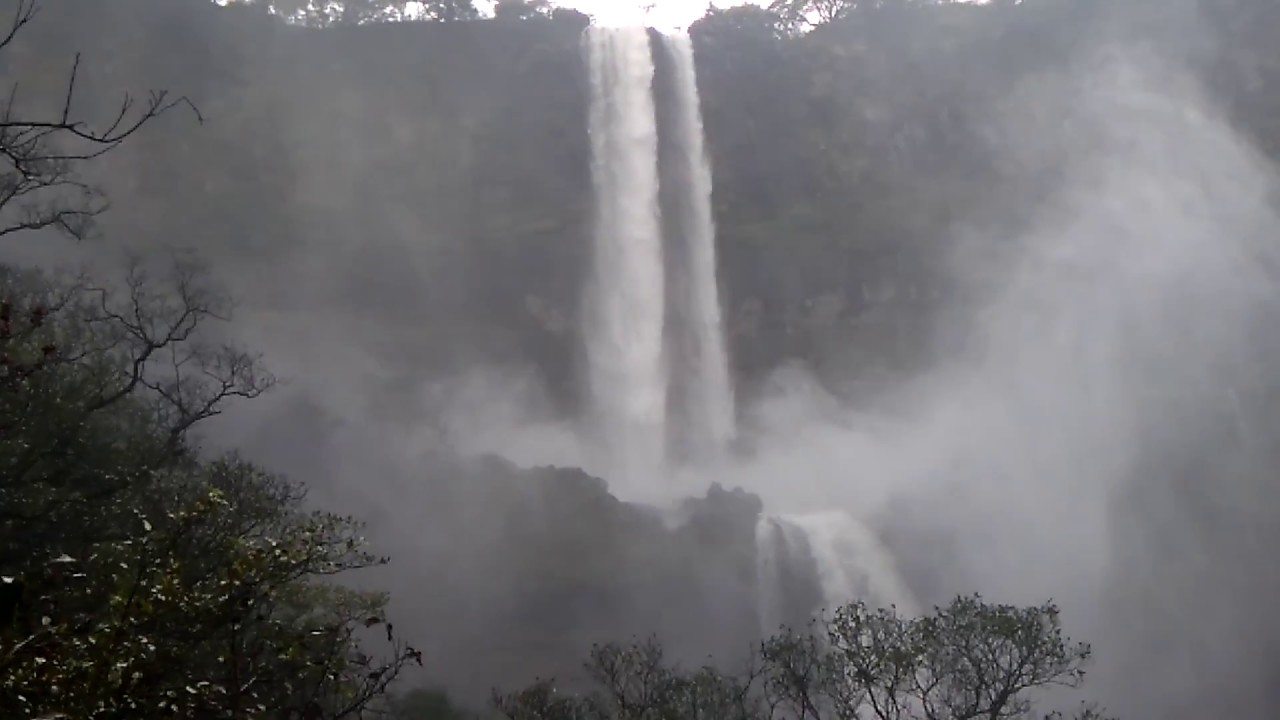 Vajrai waterfall in satara the highest and most beautiful waterfall of ...