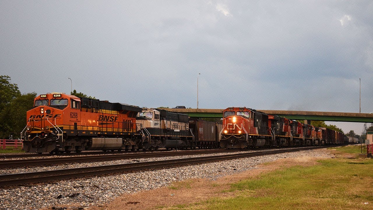 9/20/19 - CN 5757 South Passes BNSF 6268 West - YouTube