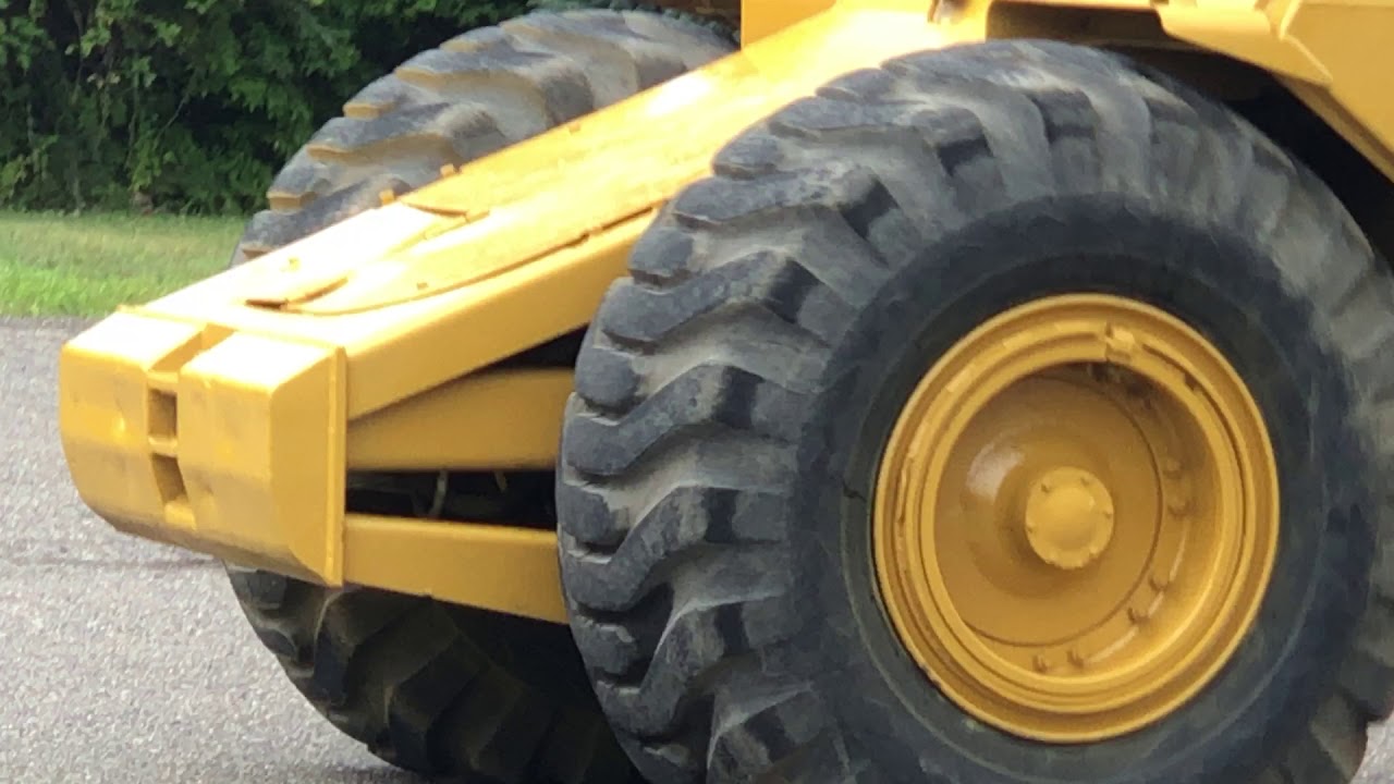 Caterpillar 613 scraper - YouTube