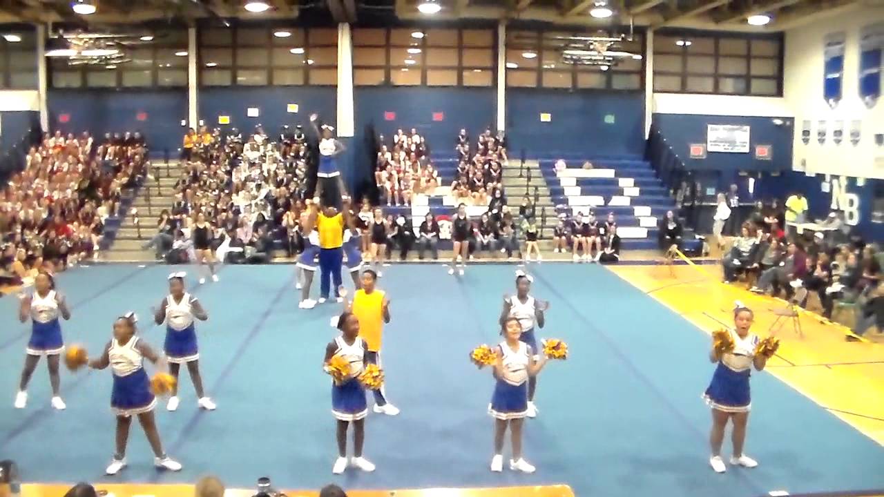 Roosevelt PAL Cheerleaders ages 12-14 competition @ North Babylon - YouTube