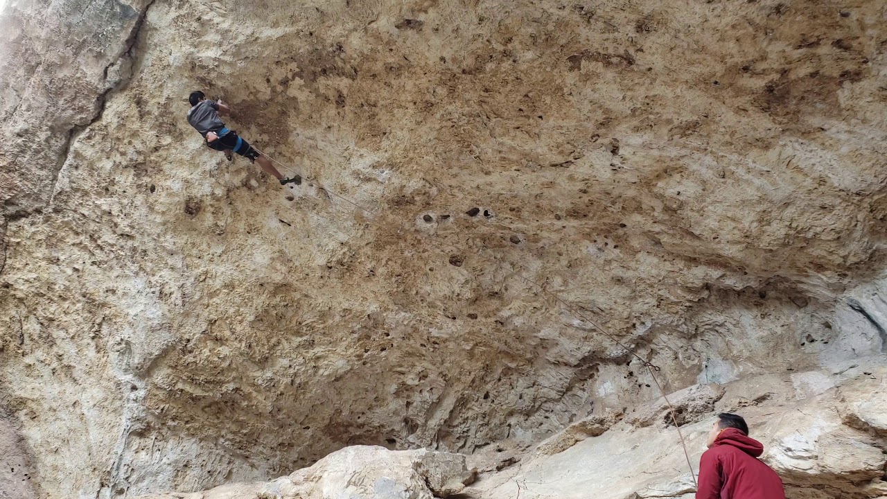 America's Most Wanted 5.13b/c - Robber's Roost, Mt. Charleston - YouTube