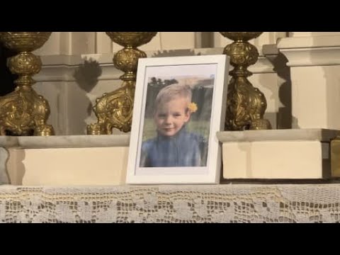 Disparition d’Emile :qui sont ses parents Colomban et Marie - YouTube