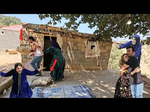 Stepmother Documentary: Hamid Brings Bread to His Stepmother from His Psychotic Wife