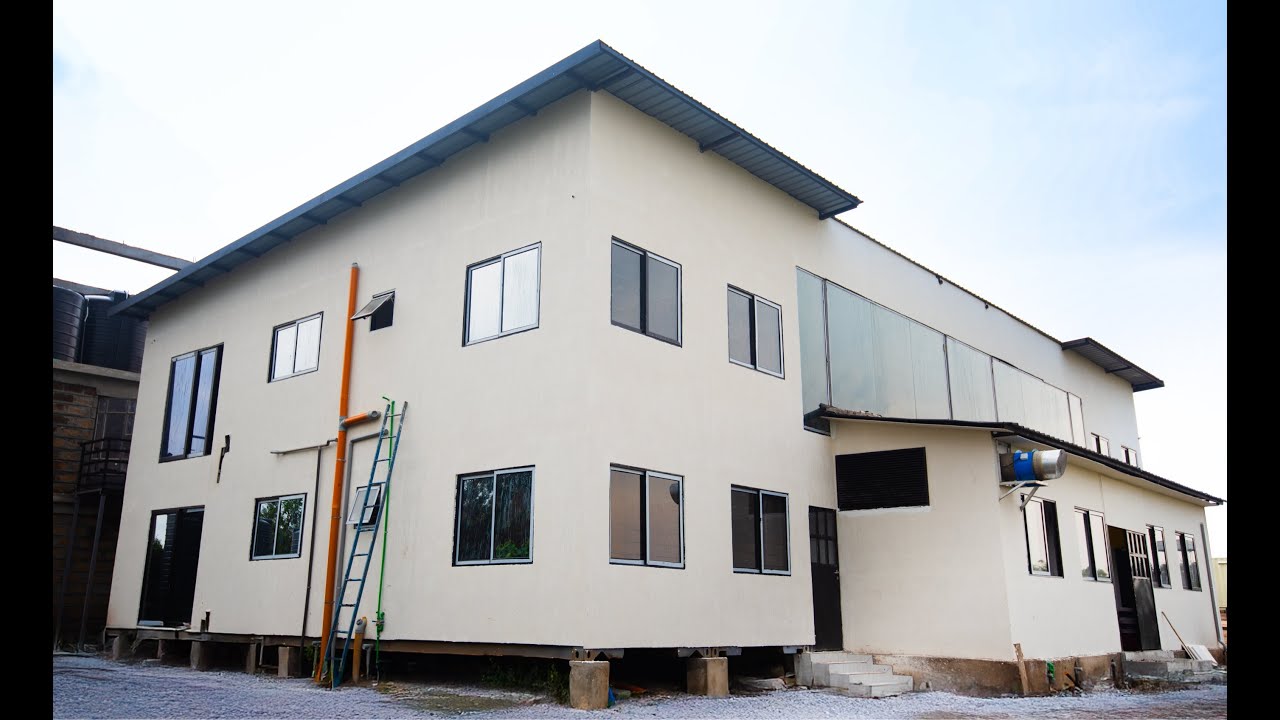 DREAM CENTER SCHOOL IN KAJIADO. A MODERN CONTAINER SCHOOL BUILD BY ISM ...