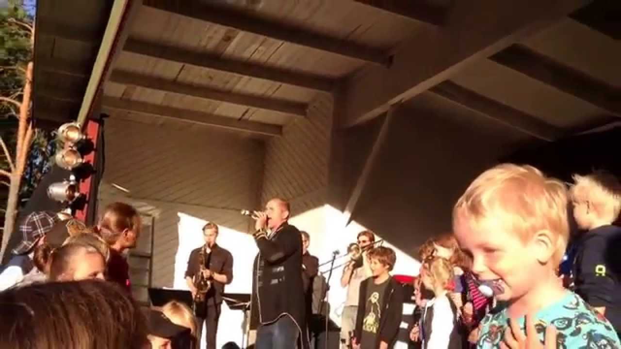 Markoolio - Ingen Sommar Utan Reggae i Söderhamn - YouTube