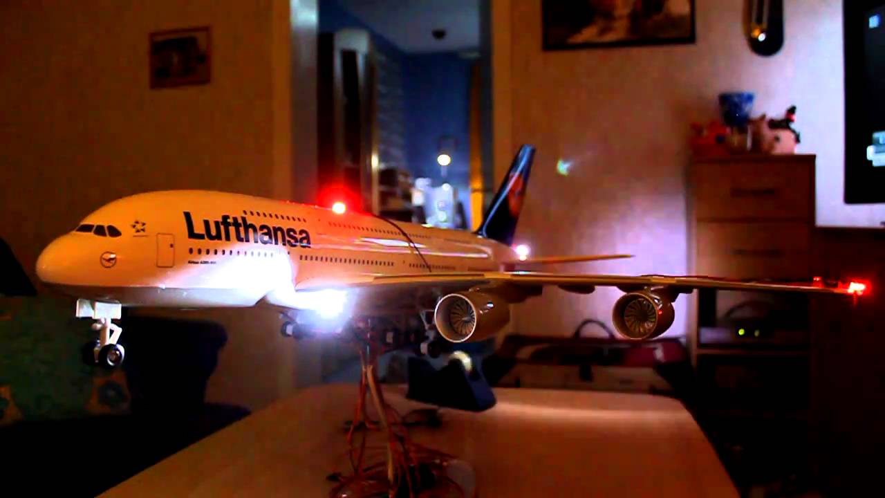 A380 Model with Lights ( Test ) - YouTube