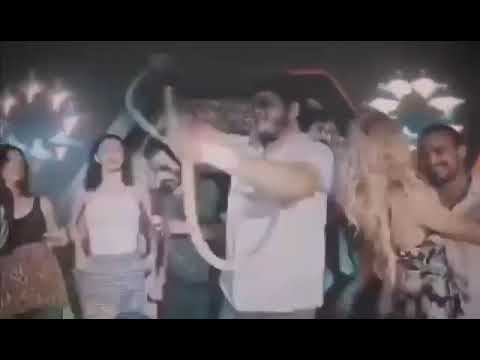 Sıfır bir cio keyifte dans ediyo - cabbar clubta dansa bak
