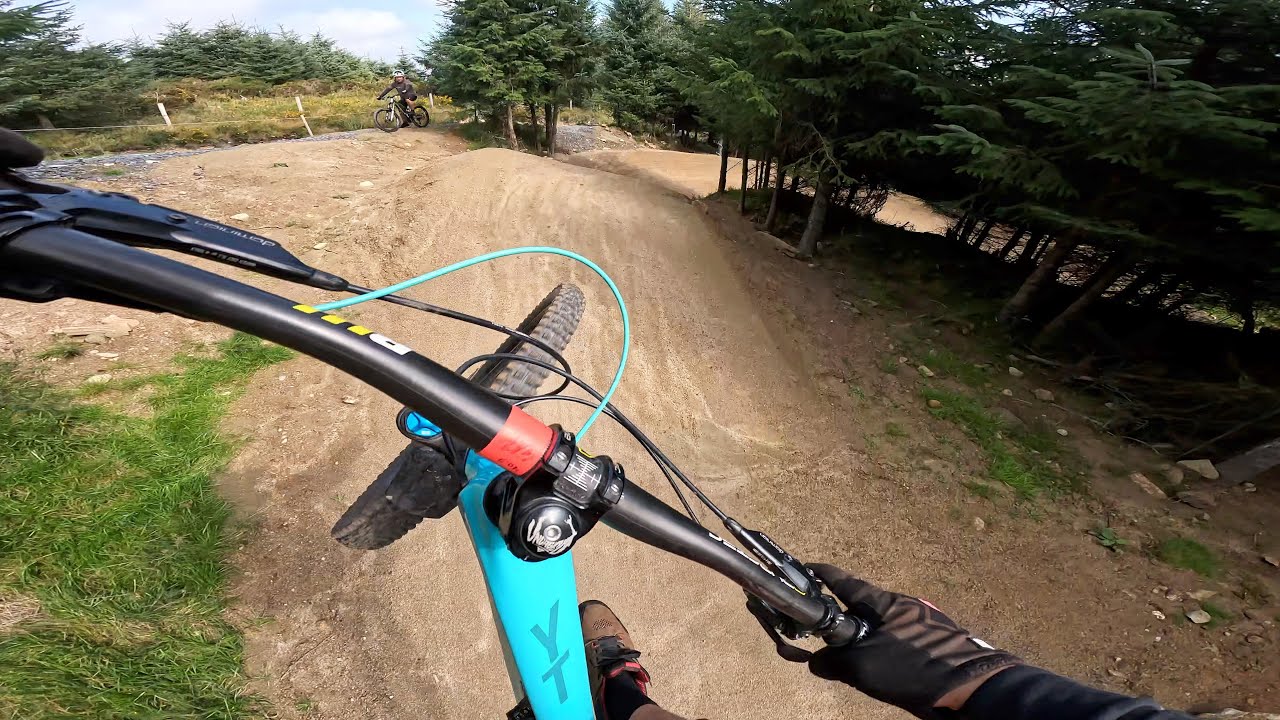 Hard Shoulder FULL - The GAP Ireland MTB - Biggest jump line! - YouTube