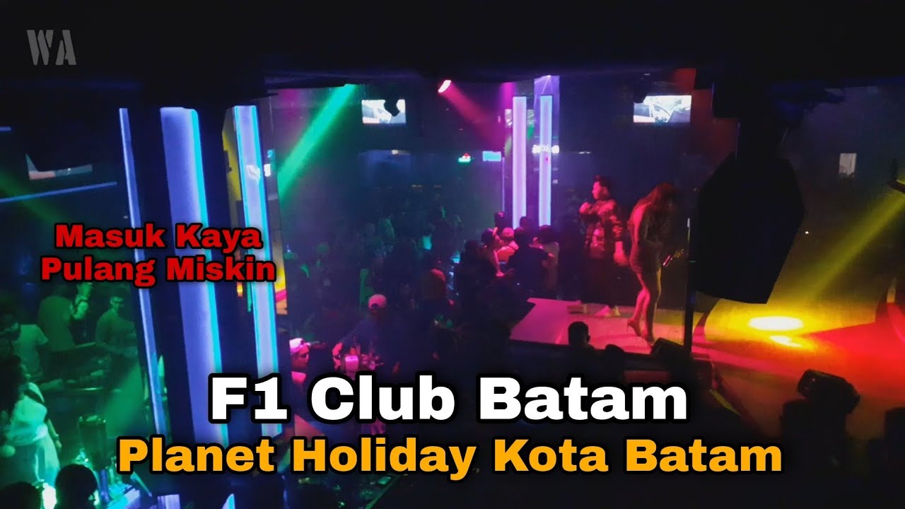 F1 Club Batam | Planet Holiday Kota Batam - YouTube