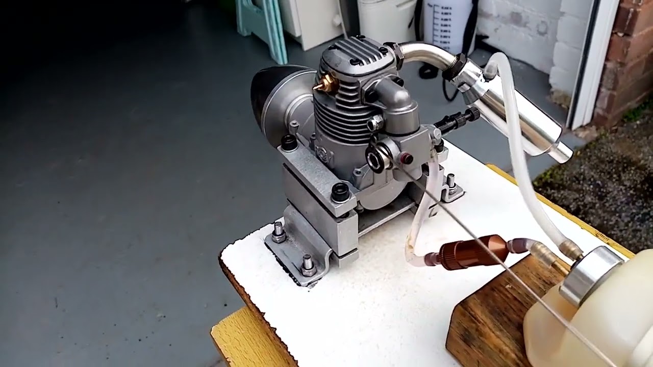 RCV 58 CD Four Stroke Test Run - YouTube