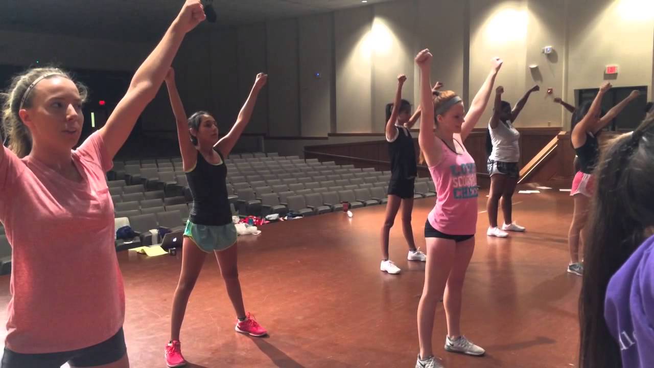 Land of 1000 Dances (Cheer-counts) - YouTube