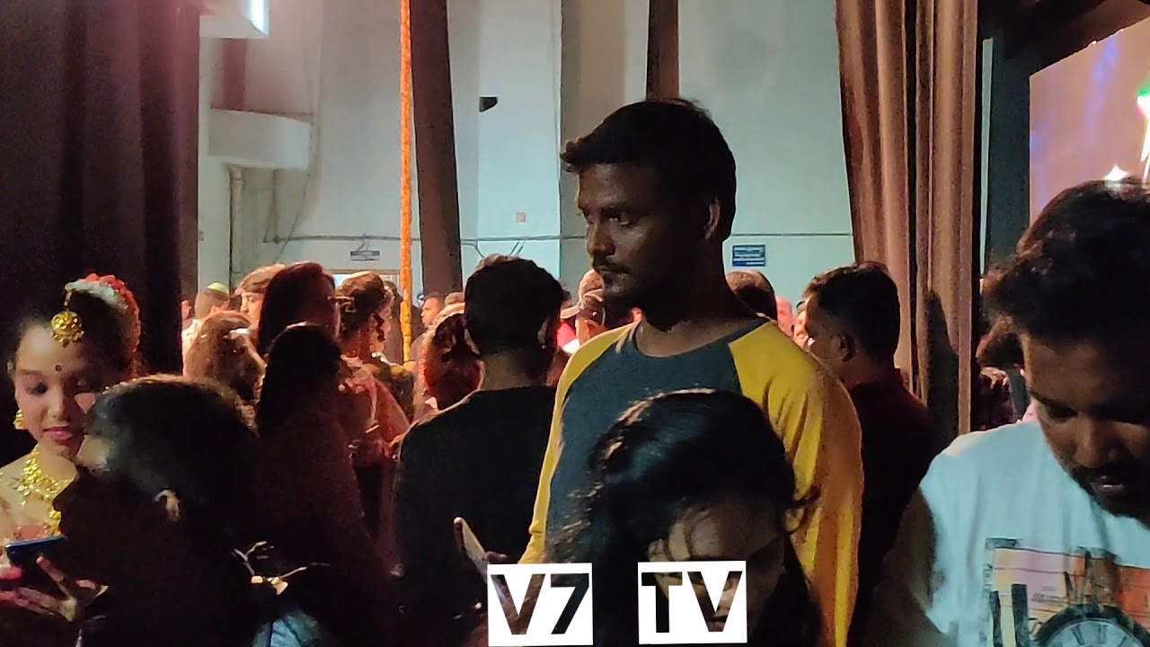 Hyper Adi Craze at Ravindra Barathi - YouTube