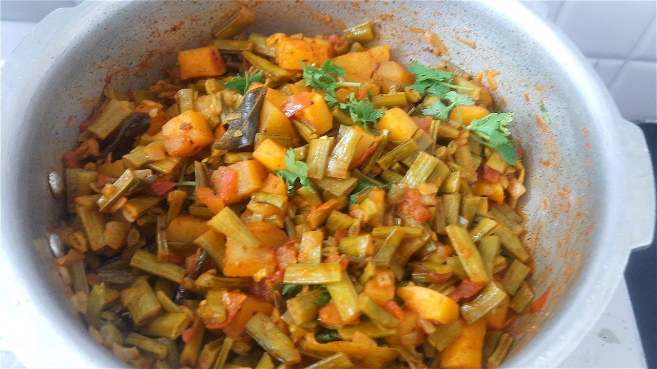 Aloo goruchikkudu curry | Potato cluster beans curry | Cluster beans ...
