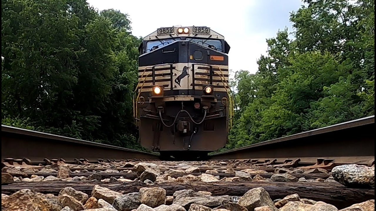 NS Train Up Close - Between the rails - YouTube