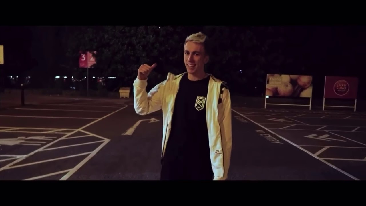 Miniminter diss track on deji - YouTube