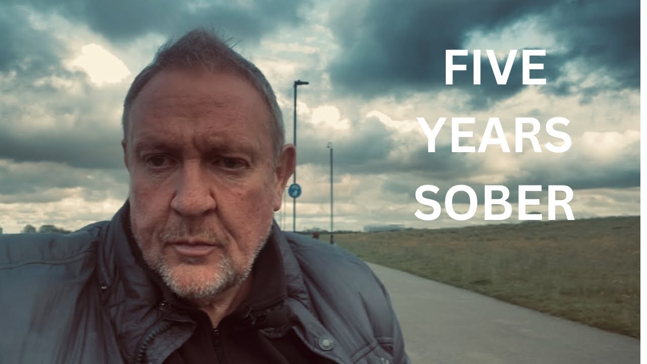 FIVE YEARS SOBER | Why I Quit Drinking | Benefits | A Lifestyle ...