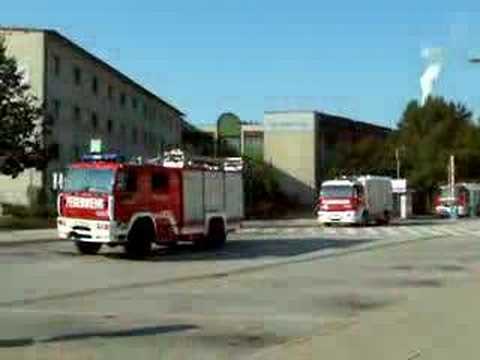 Fire Department/Betriebsfeuerwehr Chemiepark Linz, Austria - YouTube
