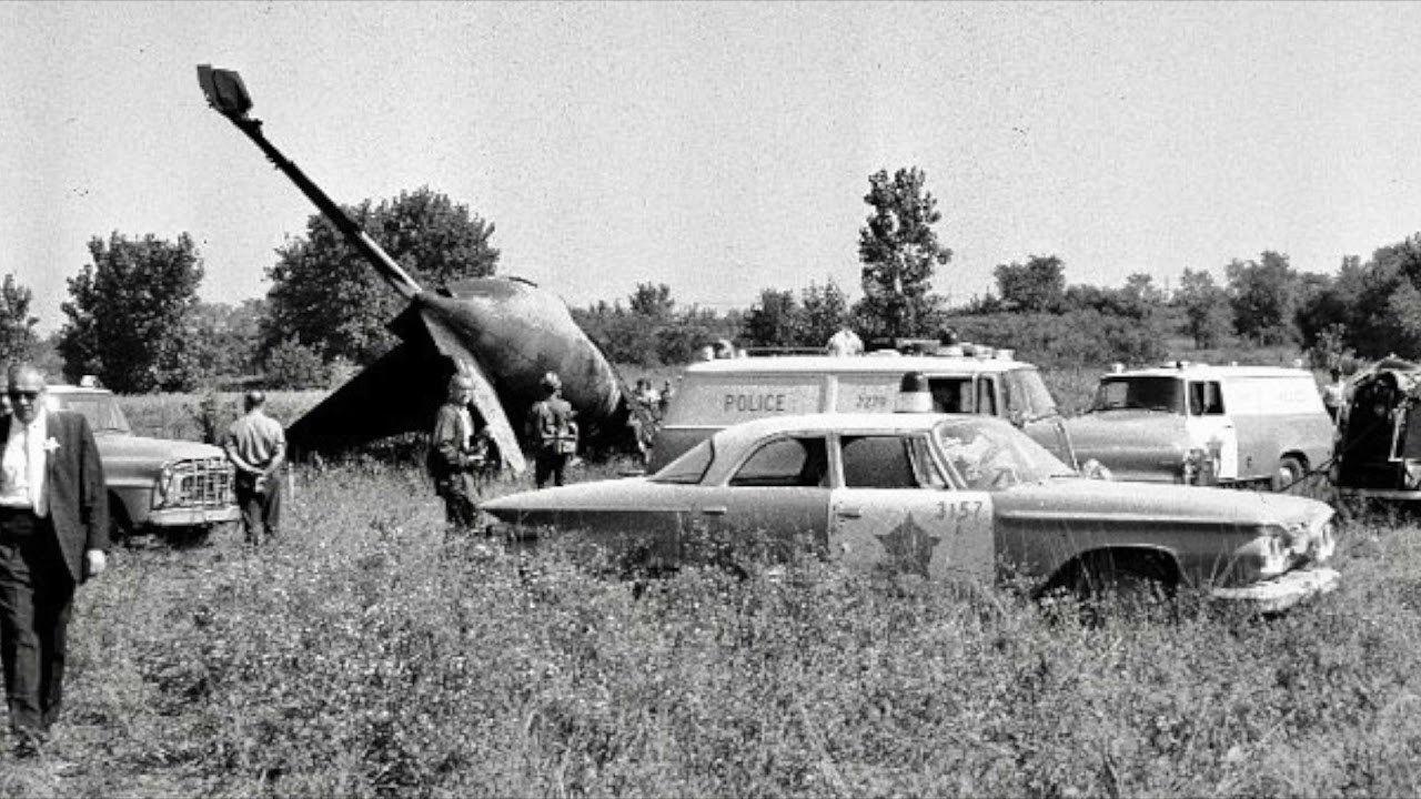 Northwest Airlines Flight 706 accident - YouTube