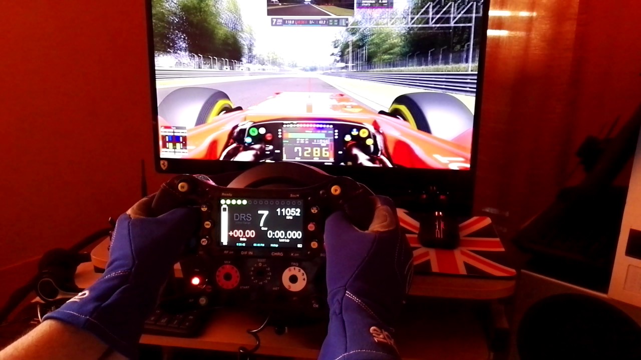 Test F1 Display - YouTube