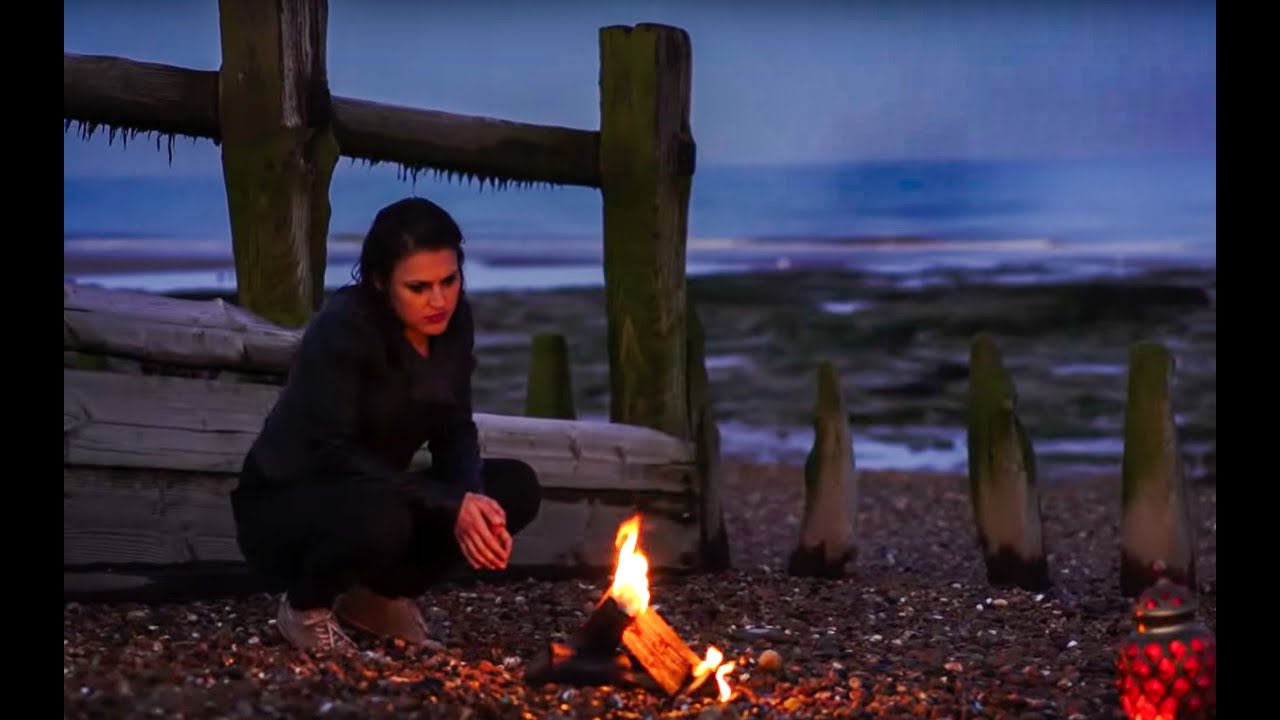 Kat Kikta - Under the Moonlight (Official Video) - YouTube
