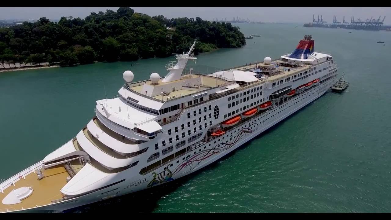 Superstar Gemini Arrival in Singapore Phantom 4 | 4K - YouTube