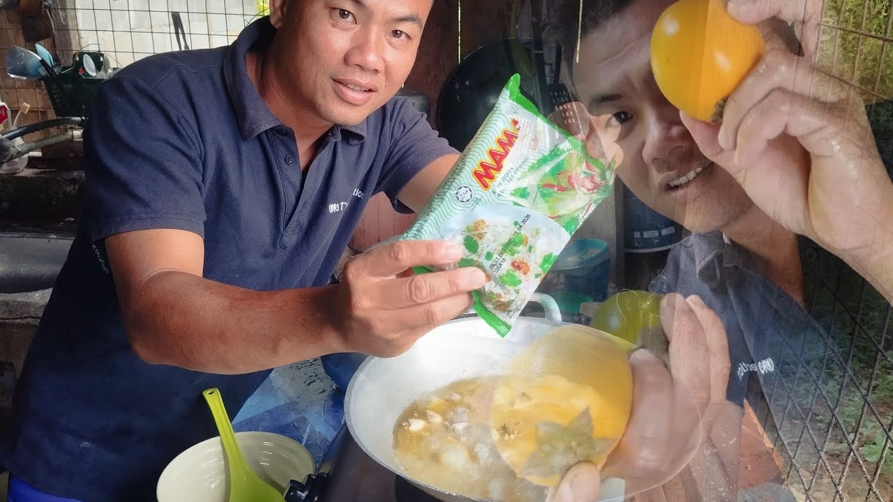 Terung Dayak Masak Sup Mee Hun Cap Mama/ Sup Asam Panas panas Itu ...