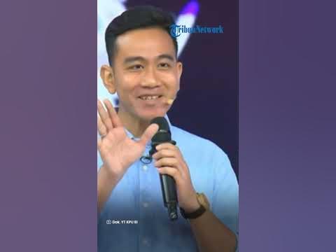 Gibran TERTAWA saat Cak Imin Tak Sengaja JATUHKAN MIC saat Debat Cawapres 2024 - YouTube
